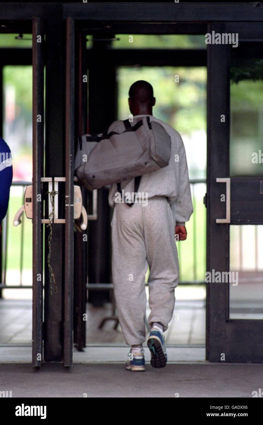Ben johnson athlete hi-res stock photography and images - Alamy