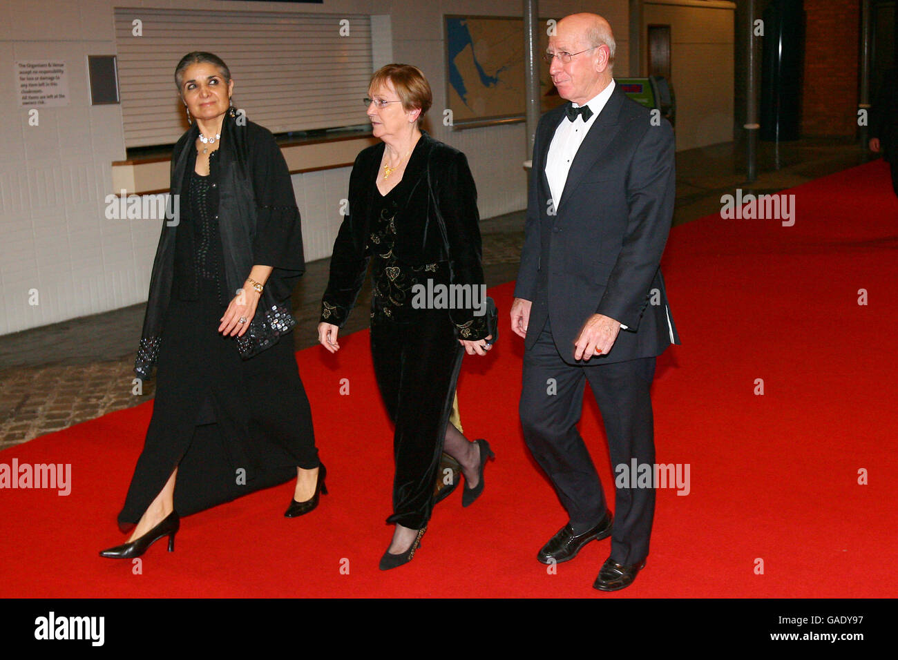 Soccer - PFA Gala Dinner - GMEX Centre. Sir Bobby Charlton arrives for ...