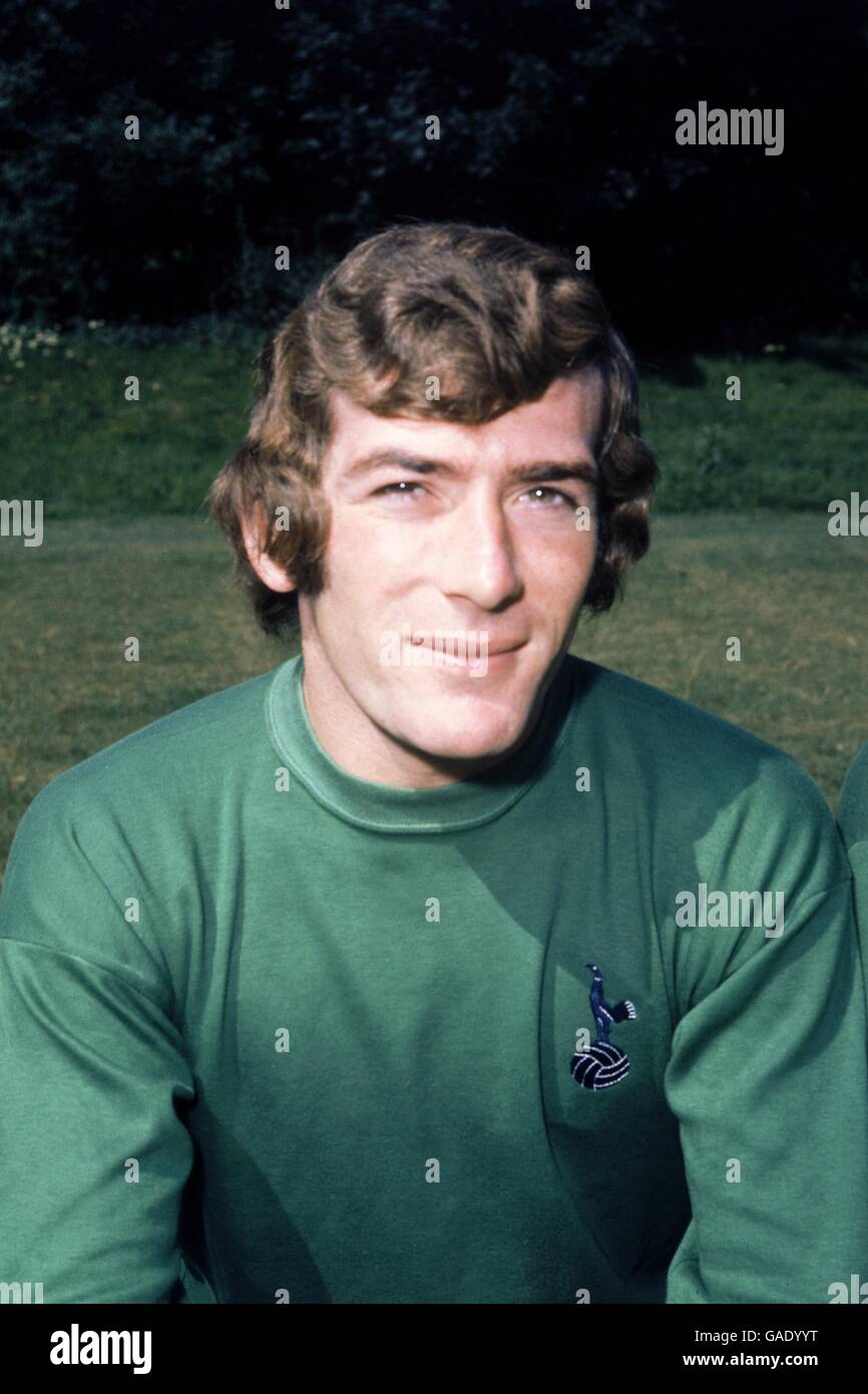 Pat jennings goalkeeper of tottenham hotspur hi-res stock photography ...
