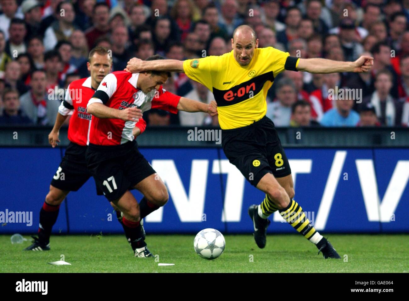Soccer - UEFA Cup - Final - Feyenoord v Borussia Dortmund. Feyenoord's ...