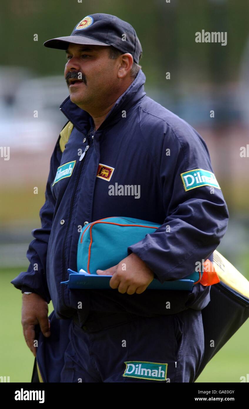 Sri Lanka's coach Dav Whatmore during net training at Lords Stock Photo ...