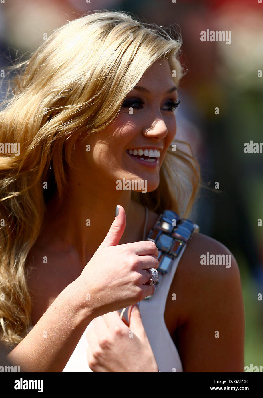 Delta Goodrum performs the Australian national anthem prior to the ...