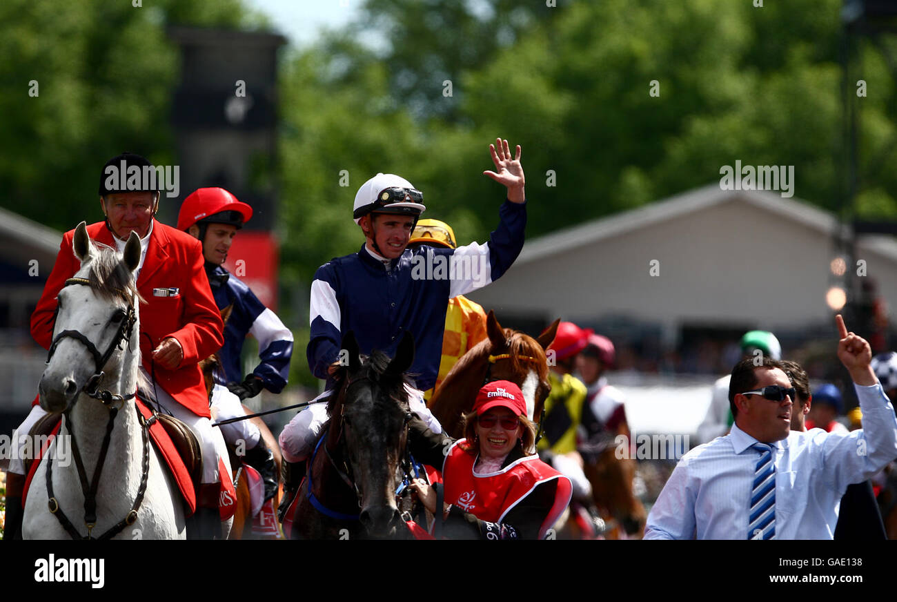 2007 melbourne cup hi-res stock photography and images - Alamy