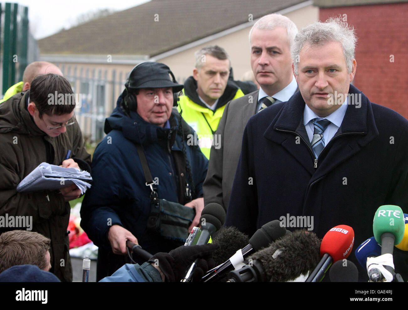 Detective chief superintendent baxter right speaking media omagh fire ...