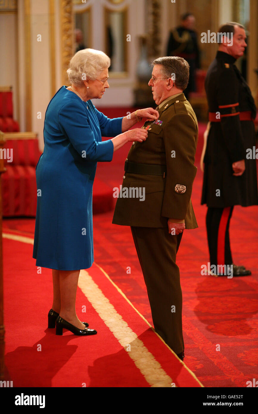 Warrant Officer Class 2 Gordon Hobbs is made an MBE by The Queen at ...