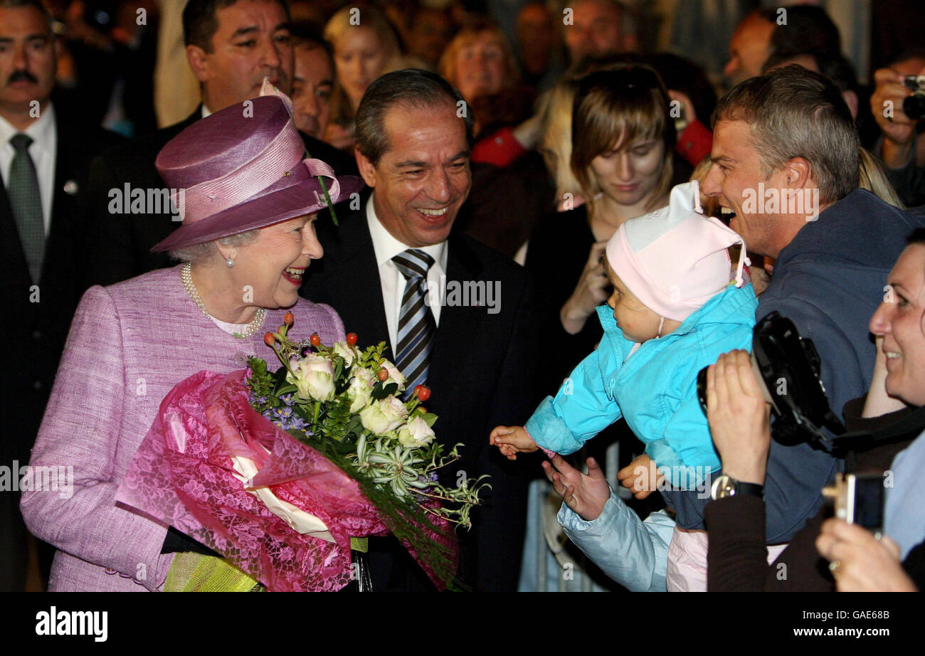 Royalty - Queen Elizabeth II Visit to Malta Stock Photo - Alamy