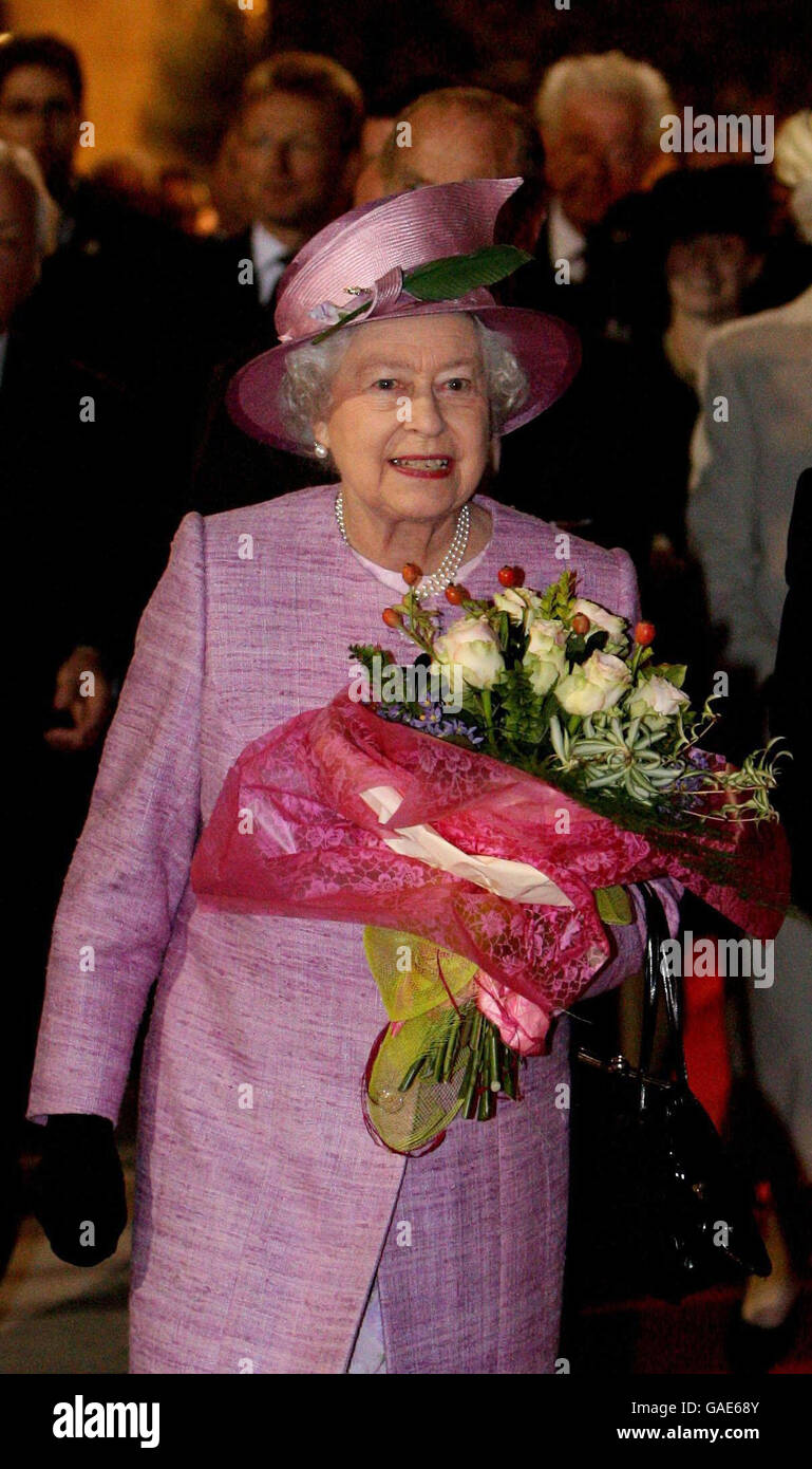 Royalty - Queen Elizabeth II Visit to Malta Stock Photo - Alamy