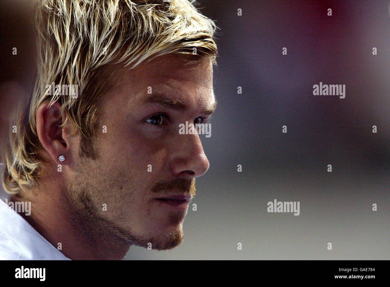 Soccer - Amsterdam Tournament - Ajax v Barcelona. David Beckham ...