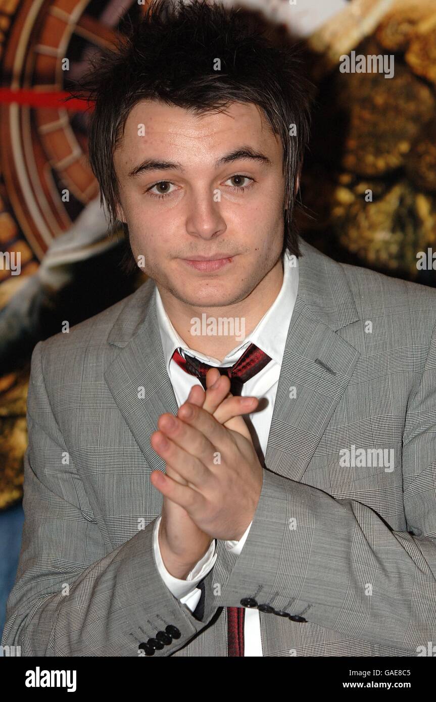 The Golden Compass World Premiere - London Stock Photo - Alamy