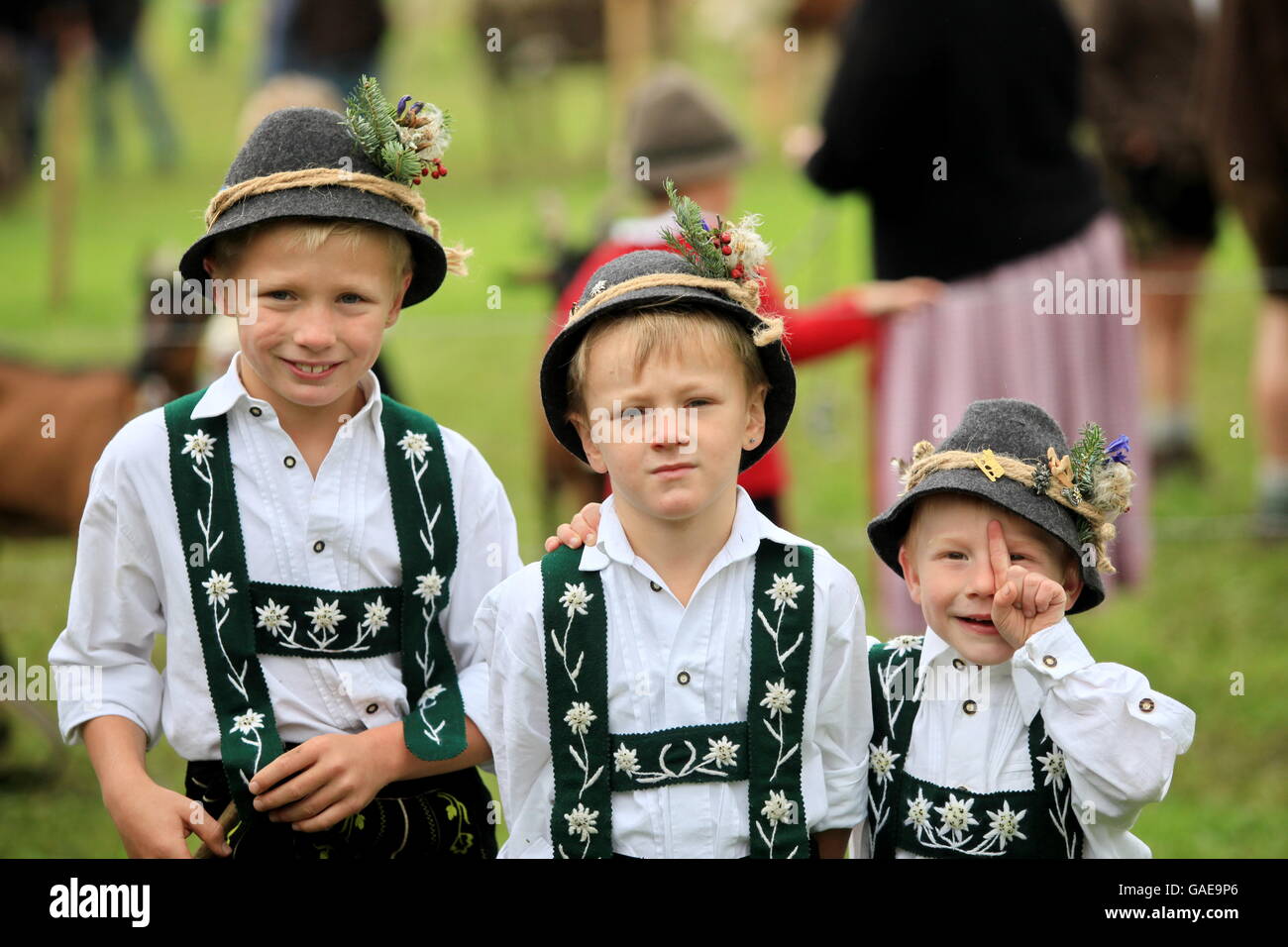 German Traditional Clothing For Children