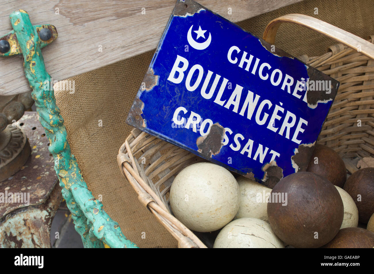 Jumble sale sign hi-res stock photography and images - Alamy