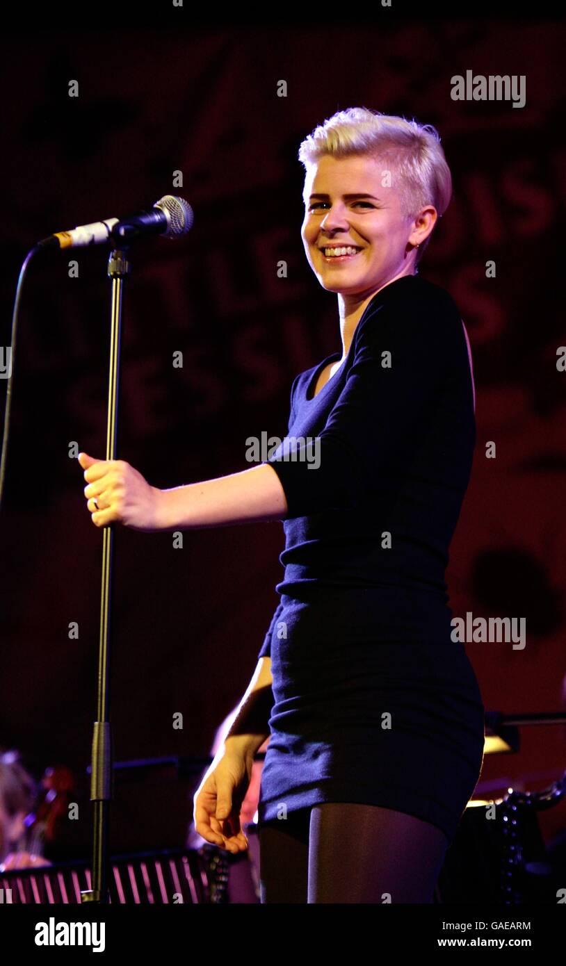 Robyn carlsson singer hi-res stock photography and images - Alamy