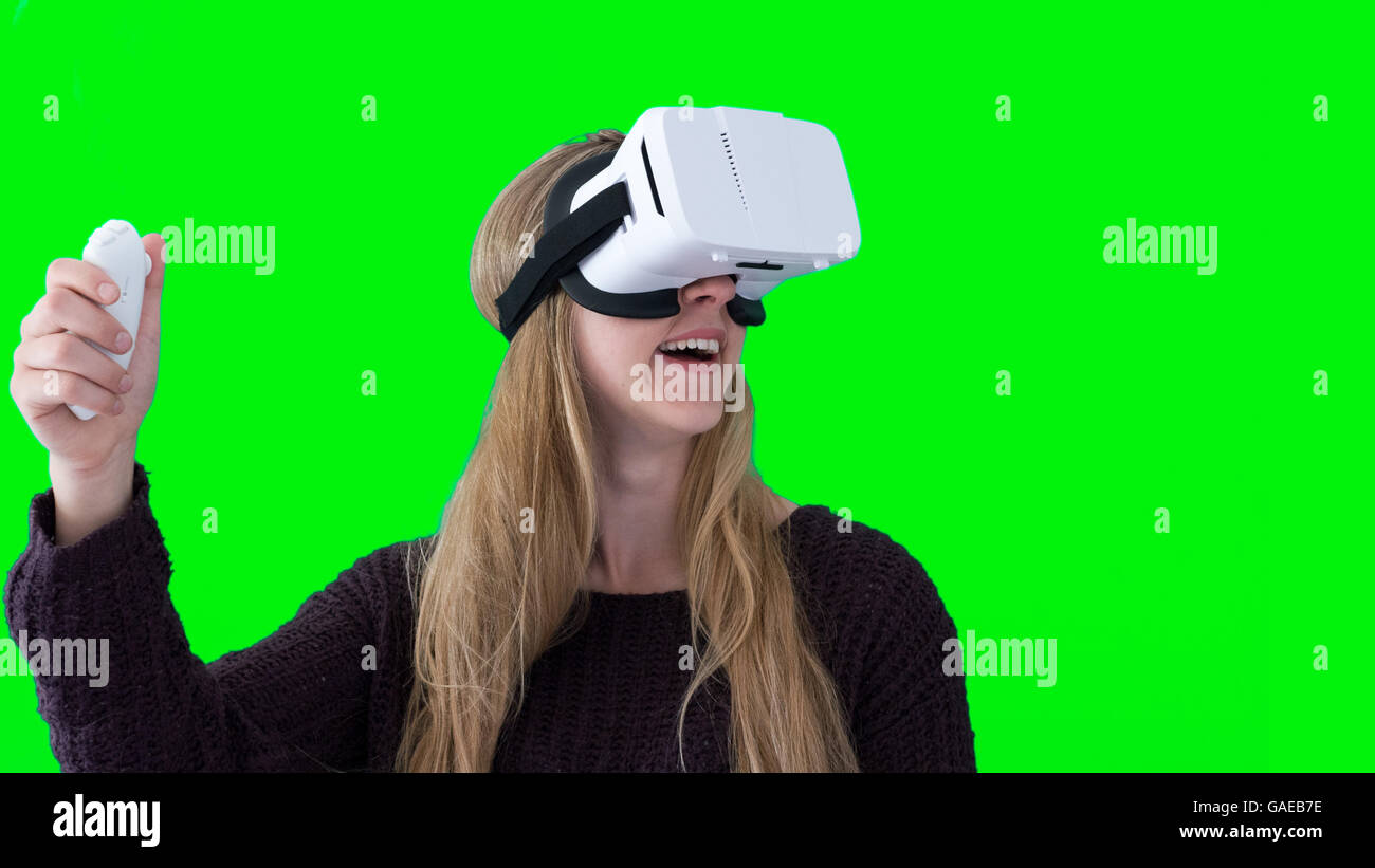 Oculus rift woman hi-res stock photography and images - Alamy