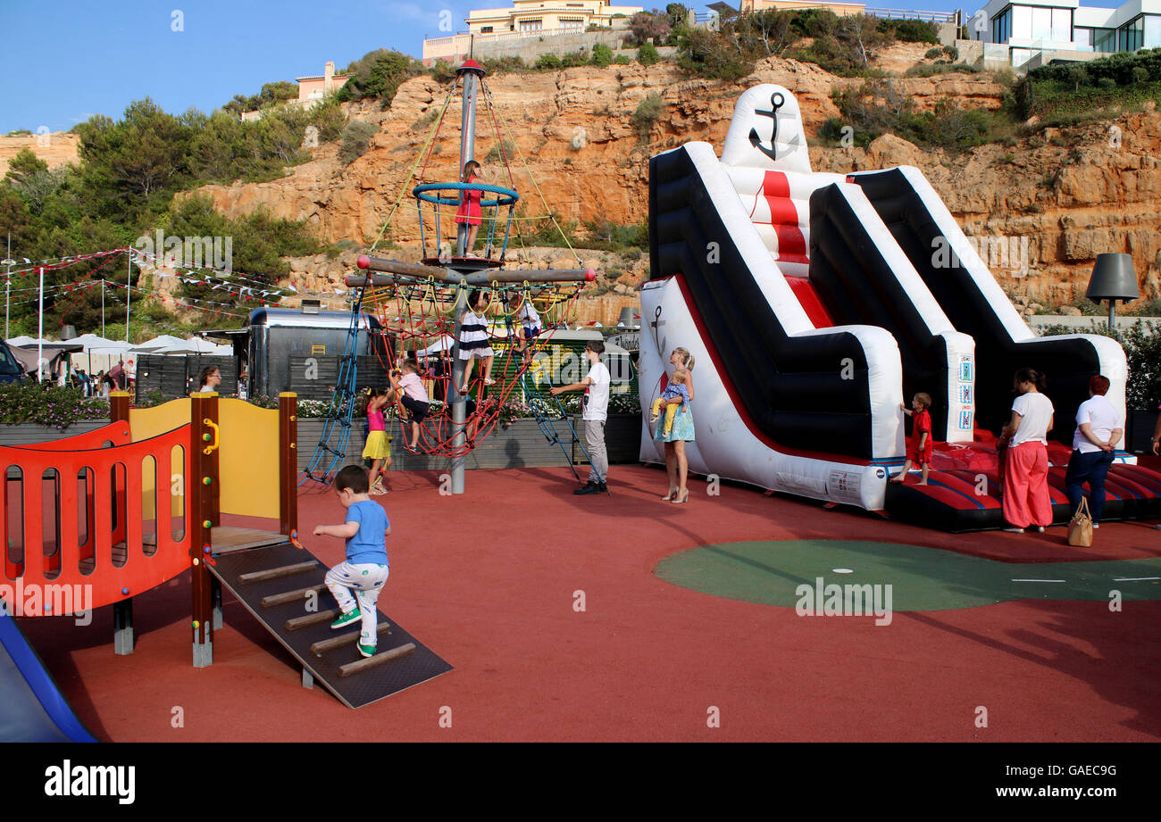 Kids play area with bouncy castle, climbing frames +++ - Port Adriano ...