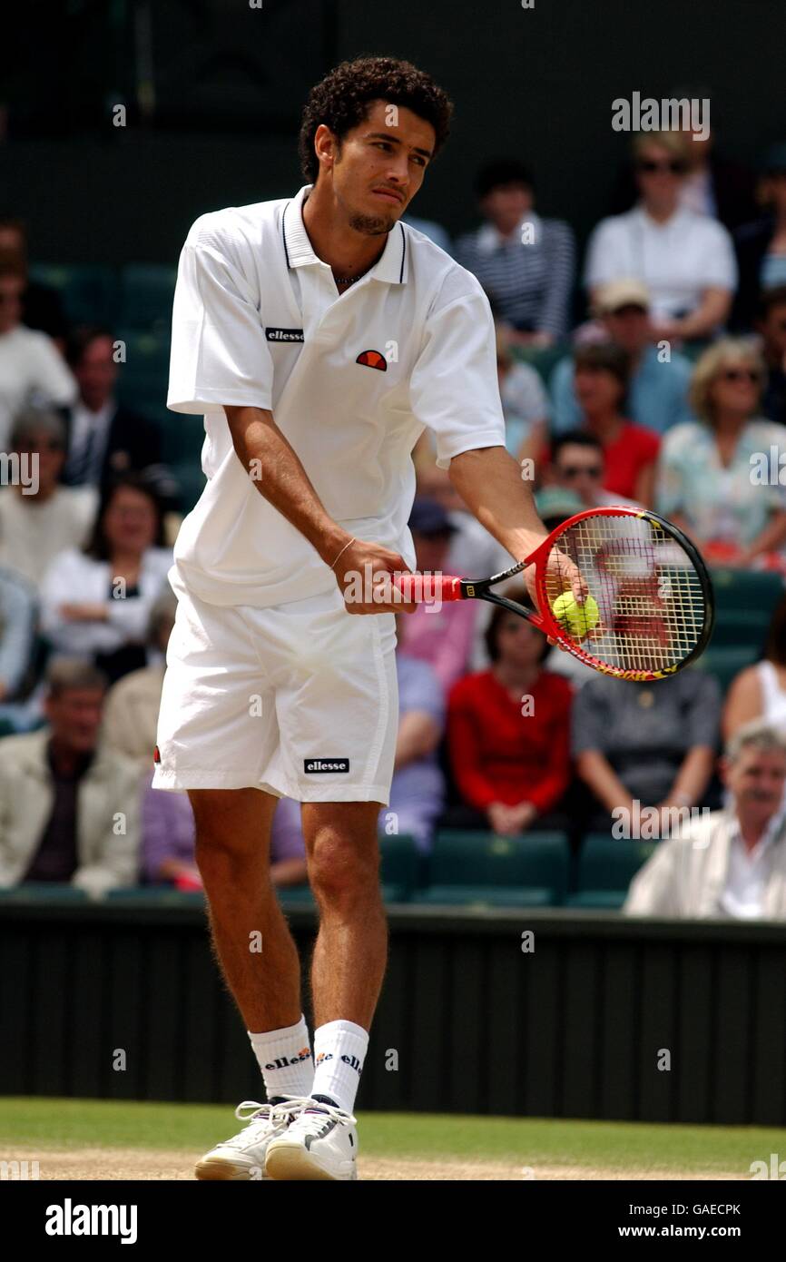 Tennis - Wimbledon 2002 - Men's Quarter Final - Tim Henman v Andre Sa ...