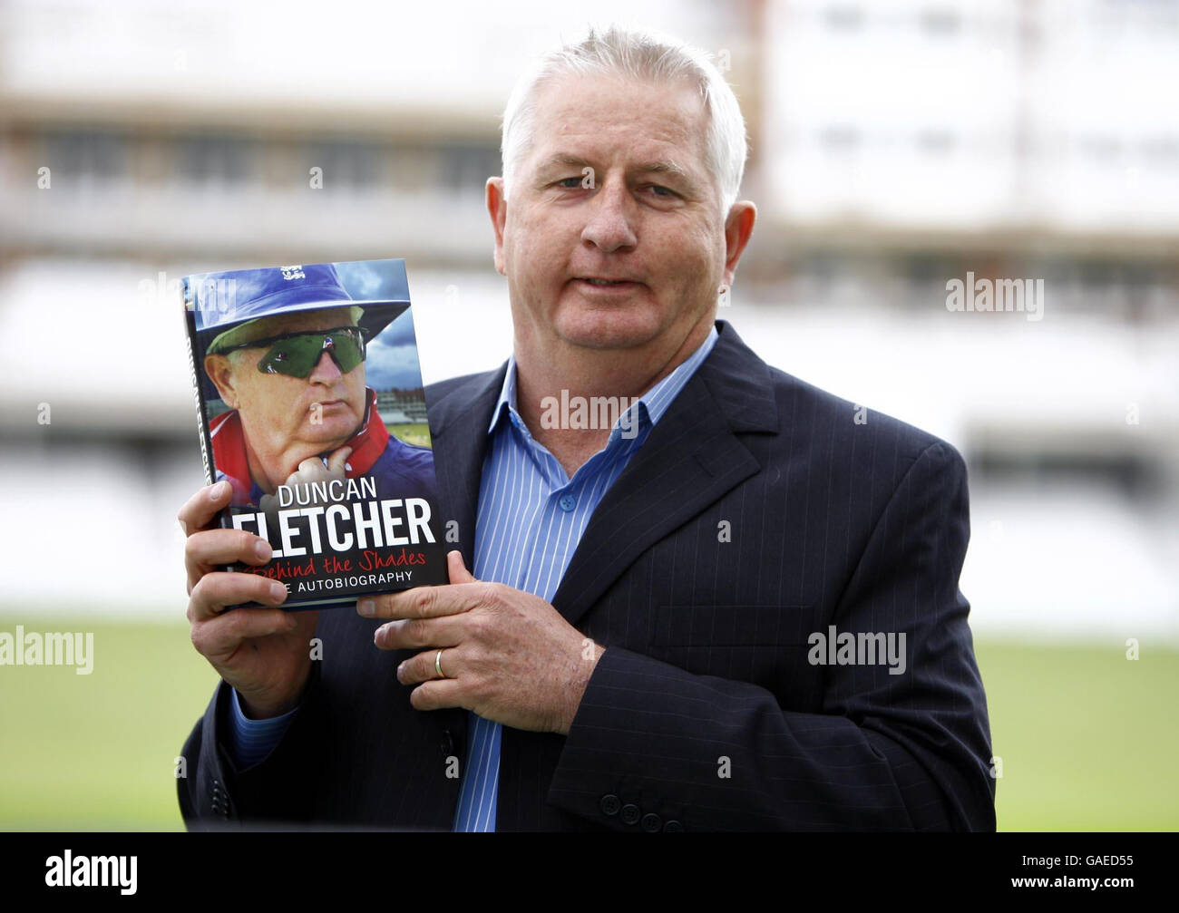 Cricket duncan fletcher hi-res stock photography and images - Alamy