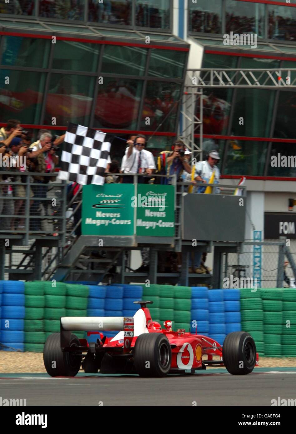 Chequered finish flag hi-res stock photography and images - Alamy