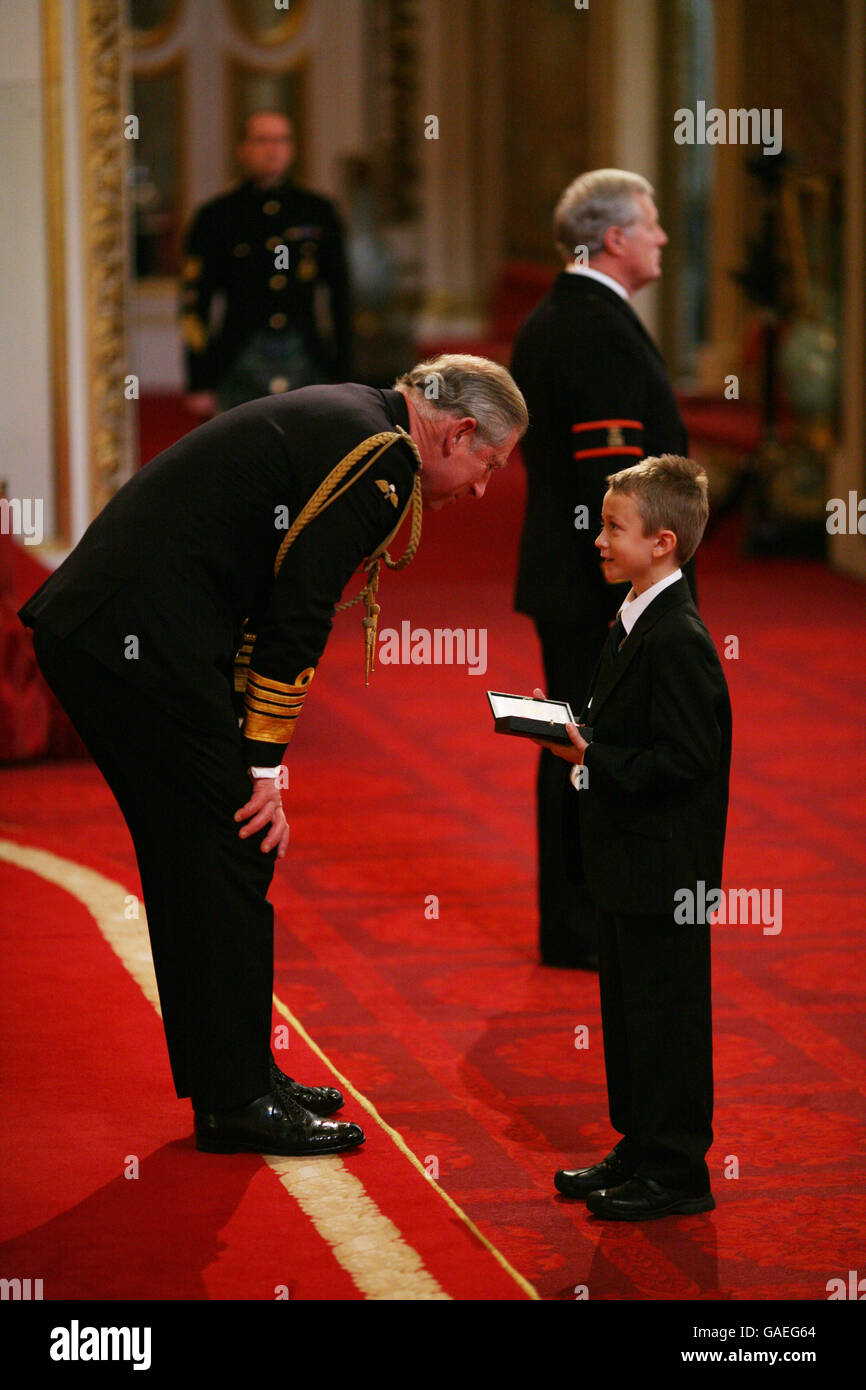 Master Stephen Tomlinson - to receive the insignia conferred on his ...