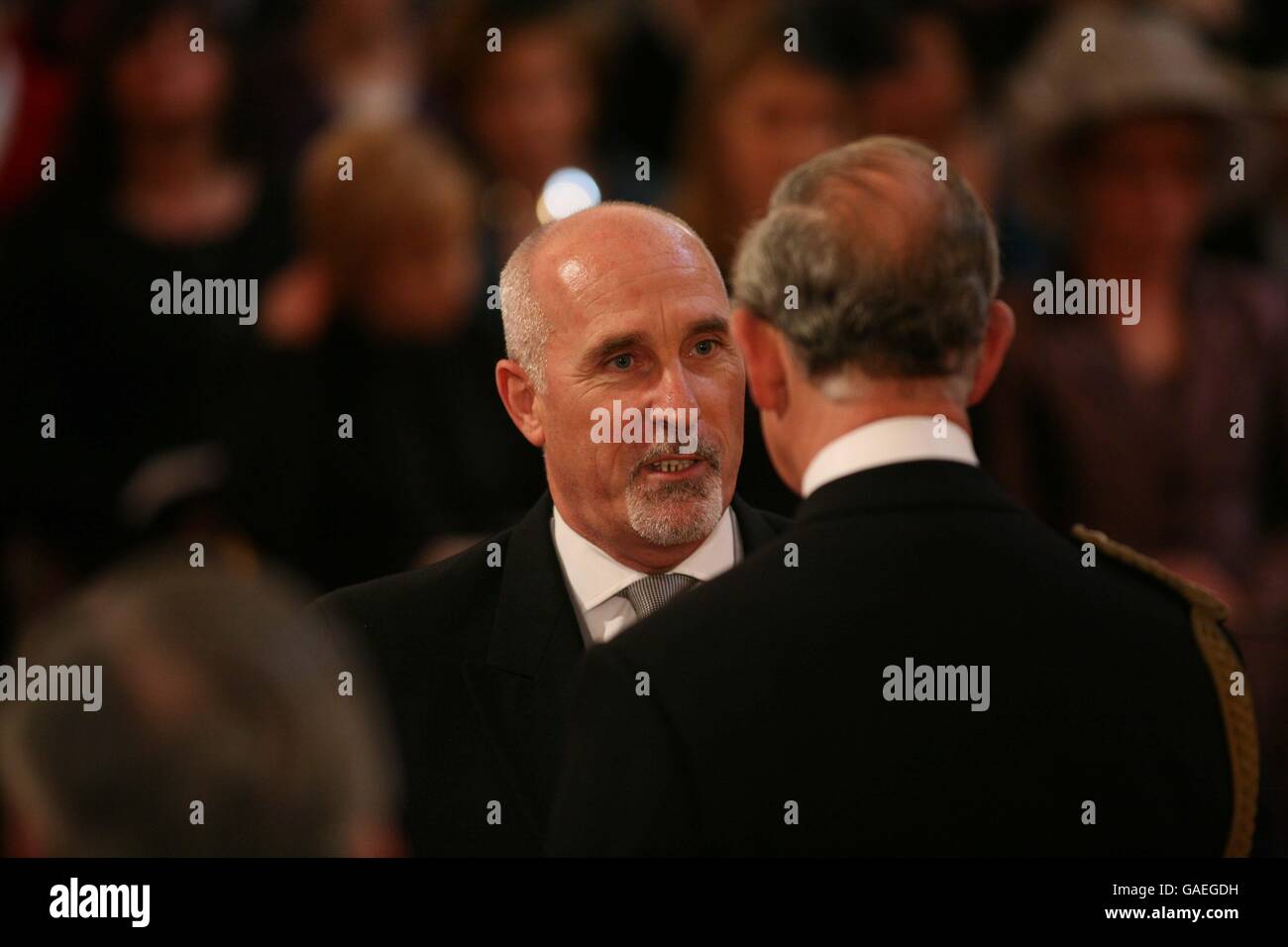 Detective Chief Superintendent John Carnochan receives The Queen's ...