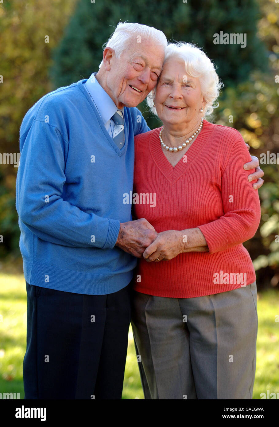 Gordon and Molly Bailey of Hayes, Middlesex, who share their Diamond ...