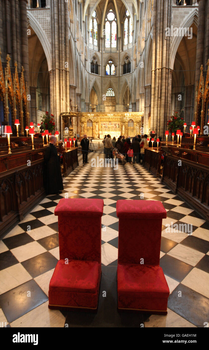 Interior view of westminster abbey hi-res stock photography and images ...