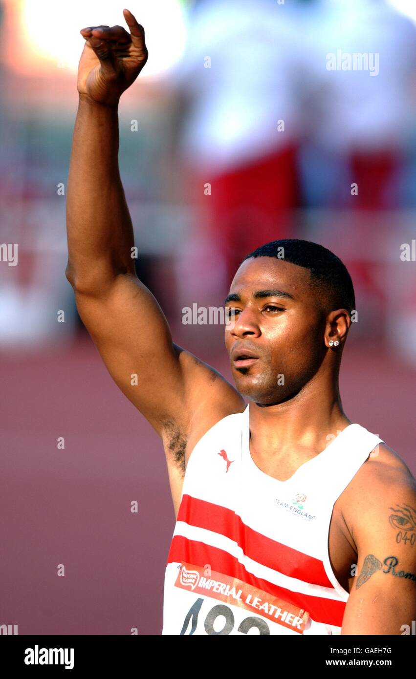 Manchester 2002 commonwealth games mens 100m hi-res stock photography ...