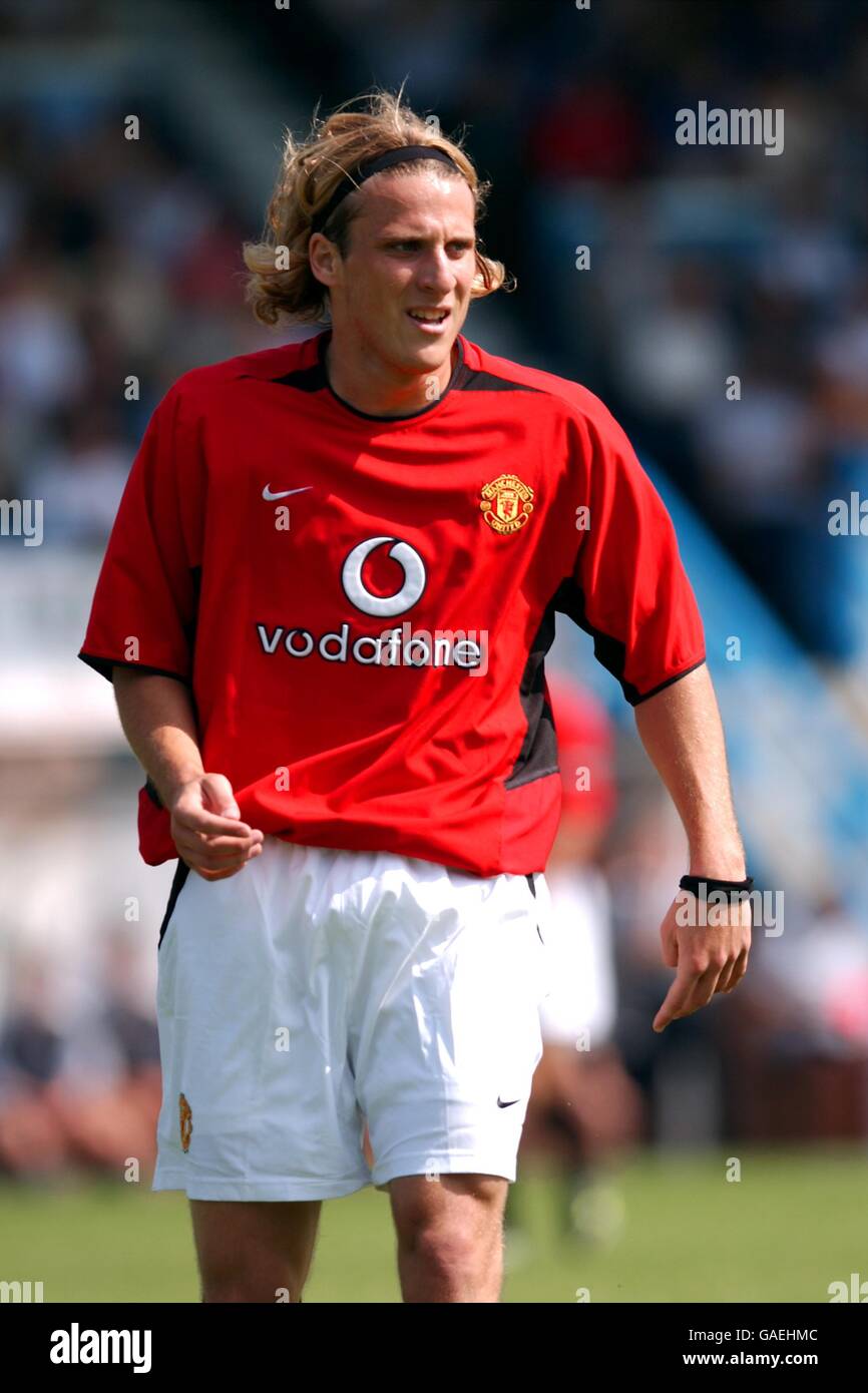 Soccer - Friendly - Chesterfield v Manchester United. Diego Forlan ...