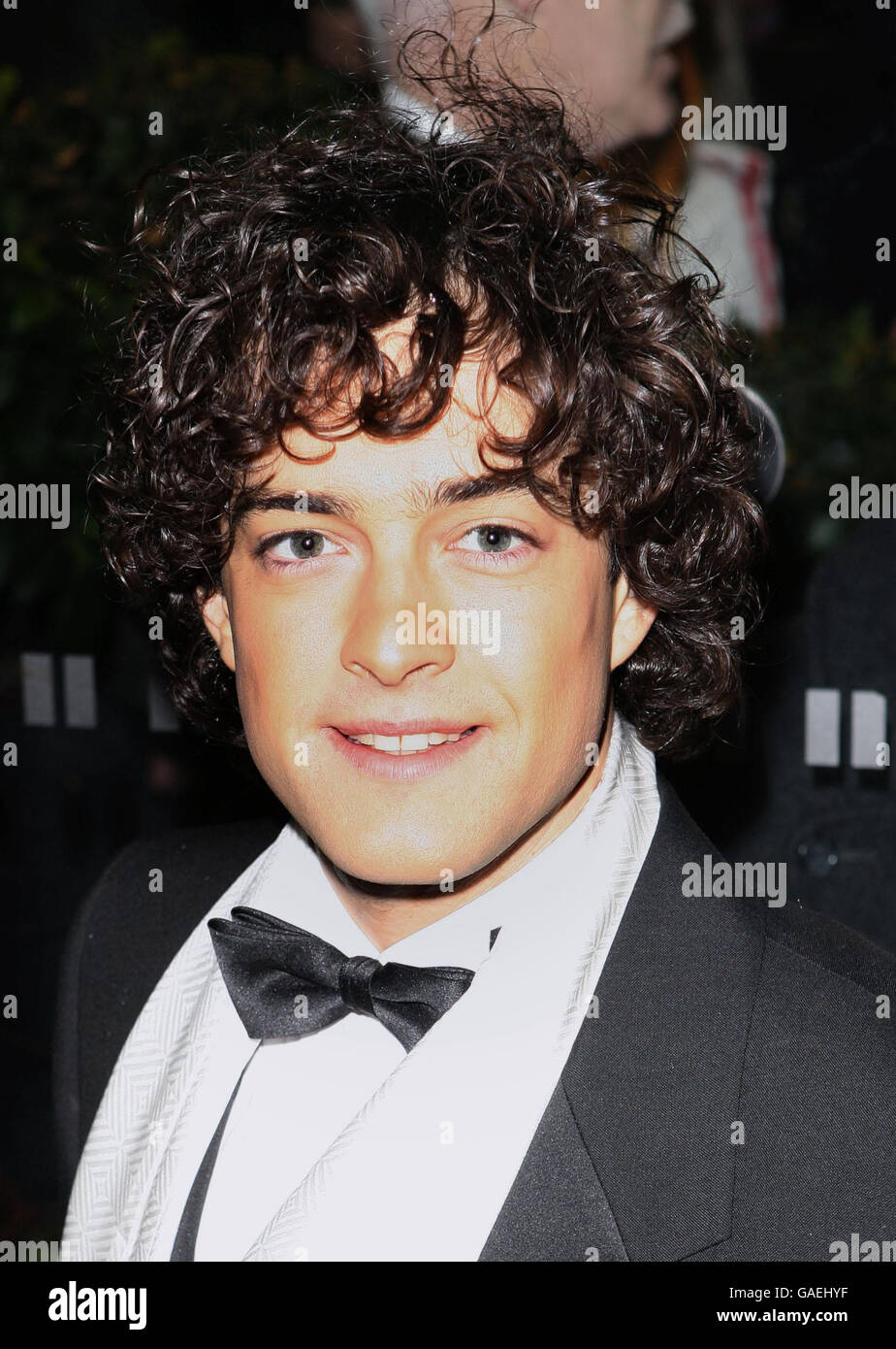 Lee mead arrives variety club showbiz awards hi-res stock photography ...