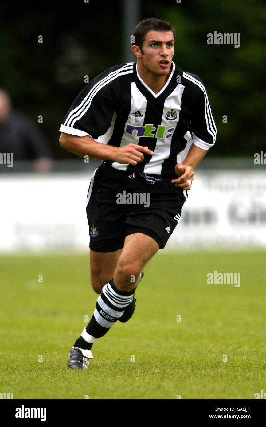 Newcastle uniteds aaron hughes hi-res stock photography and images - Alamy