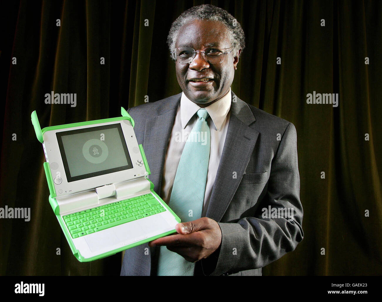 Launch pan african chemistry network royal society chemistry hi-res ...