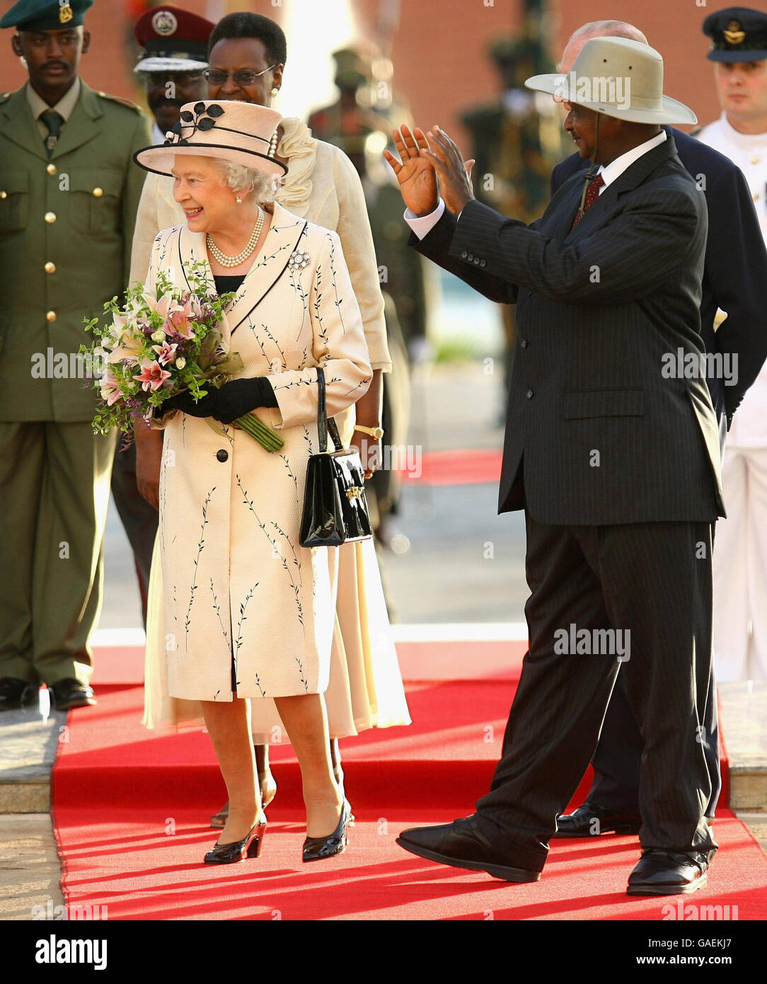 Royalty - Queen Elizabeth II Visit to Uganda Stock Photo - Alamy