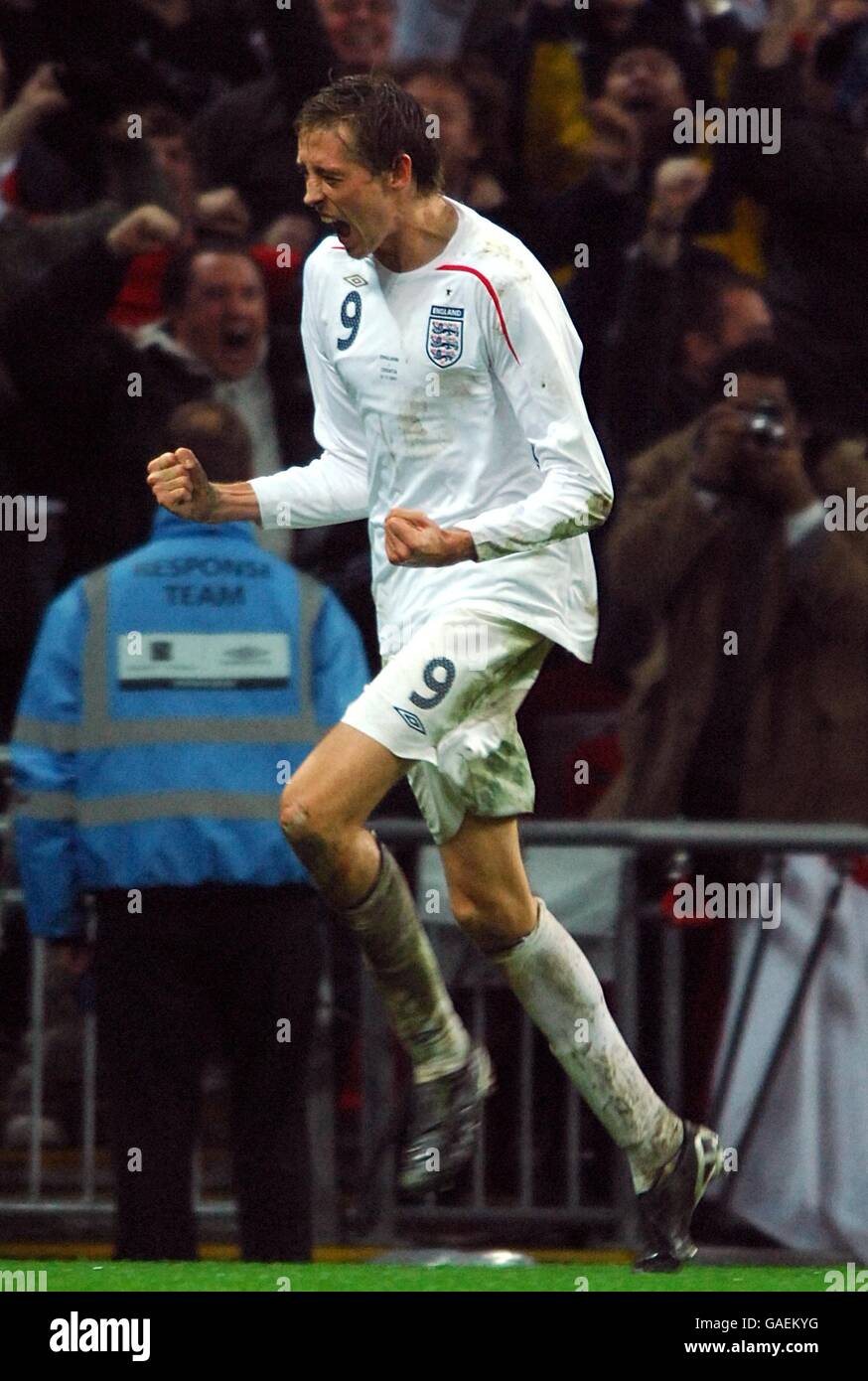 Bringing his side back on to level terms hi-res stock photography and ...