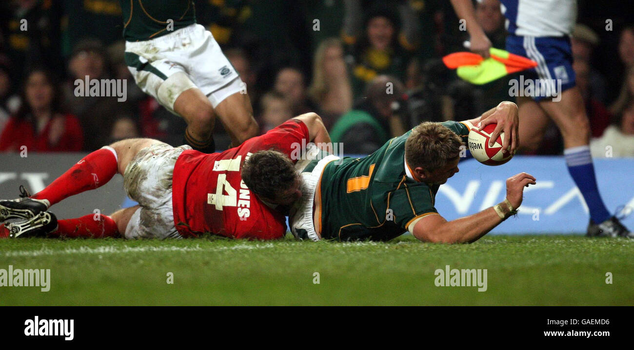 South Africa's Juan Smit stretches to score a try against Wales during ...
