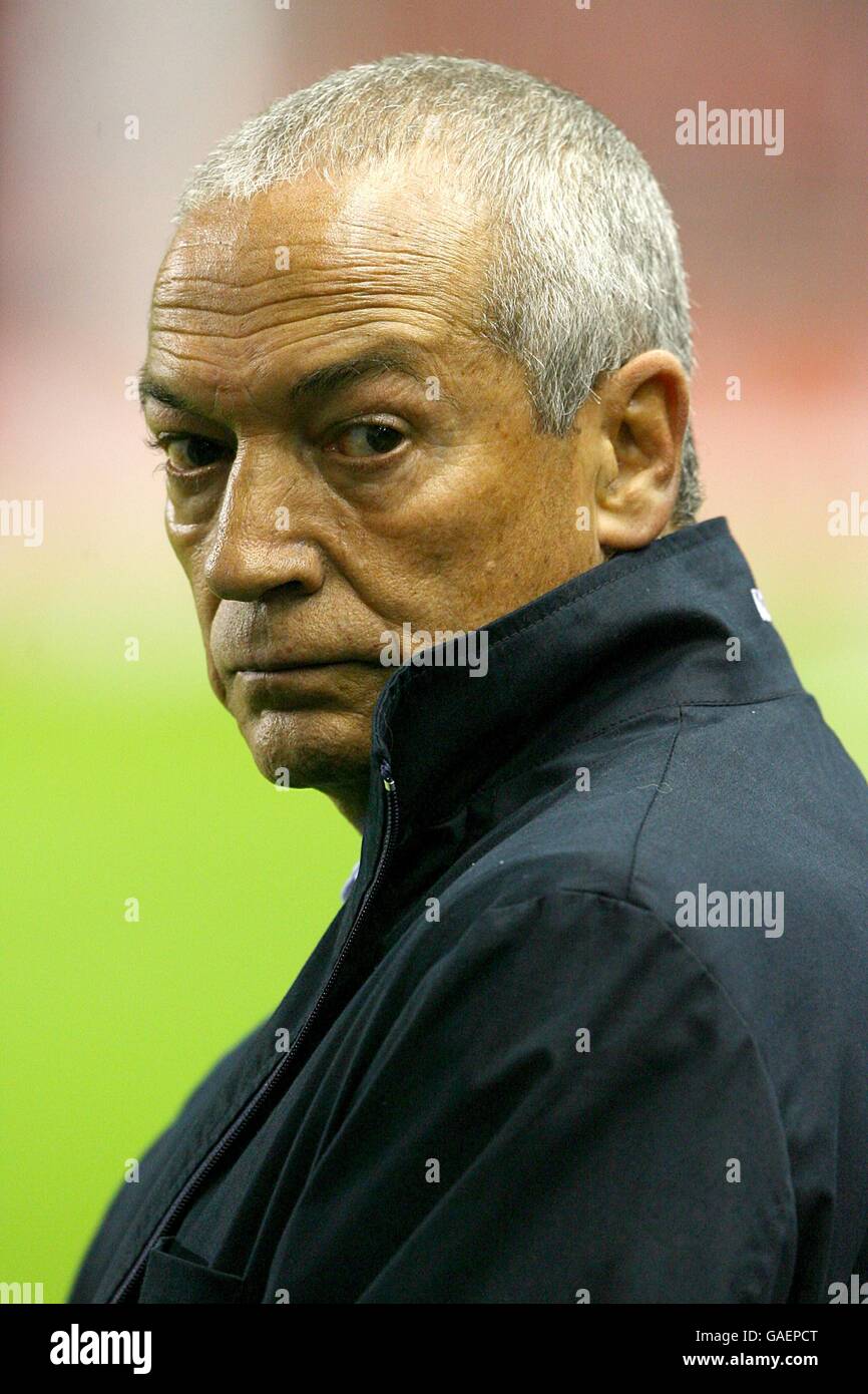 Fc porto manager hi-res stock photography and images - Alamy