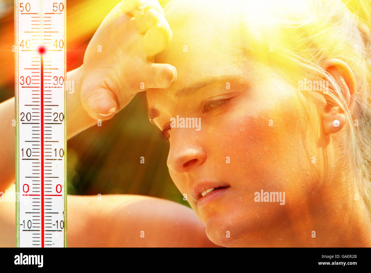 Woman heat summer hi-res stock photography and images - Alamy