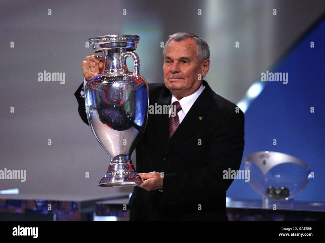 European championship final 1960 hi-res stock photography and images ...