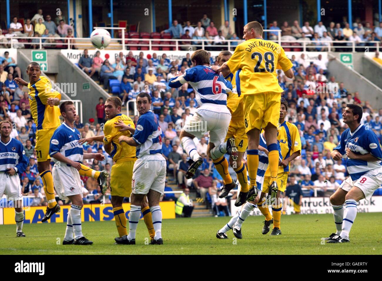 Reading v coventry city hi-res stock photography and images - Alamy