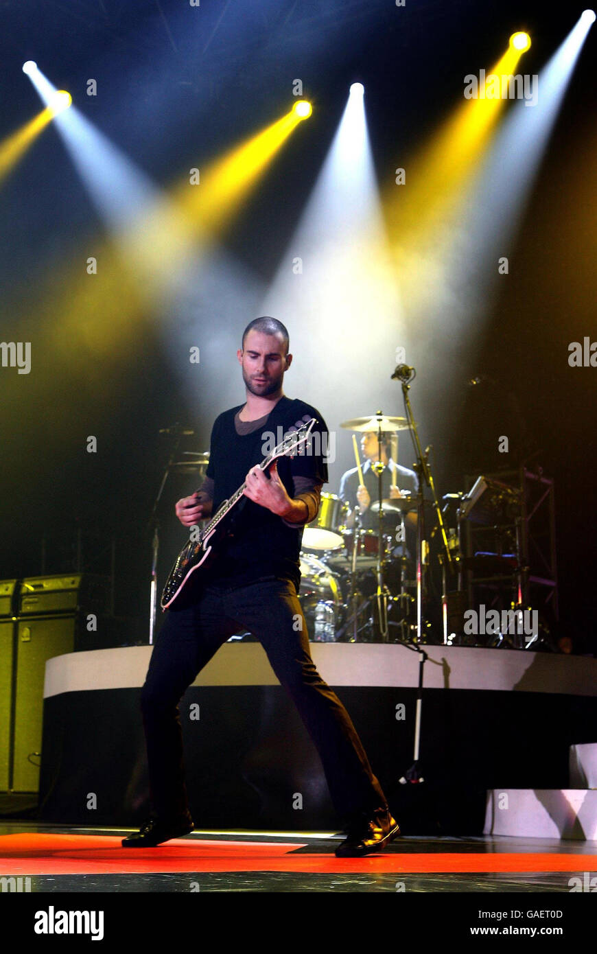 Maroon 5 in concert london hi-res stock photography and images - Alamy