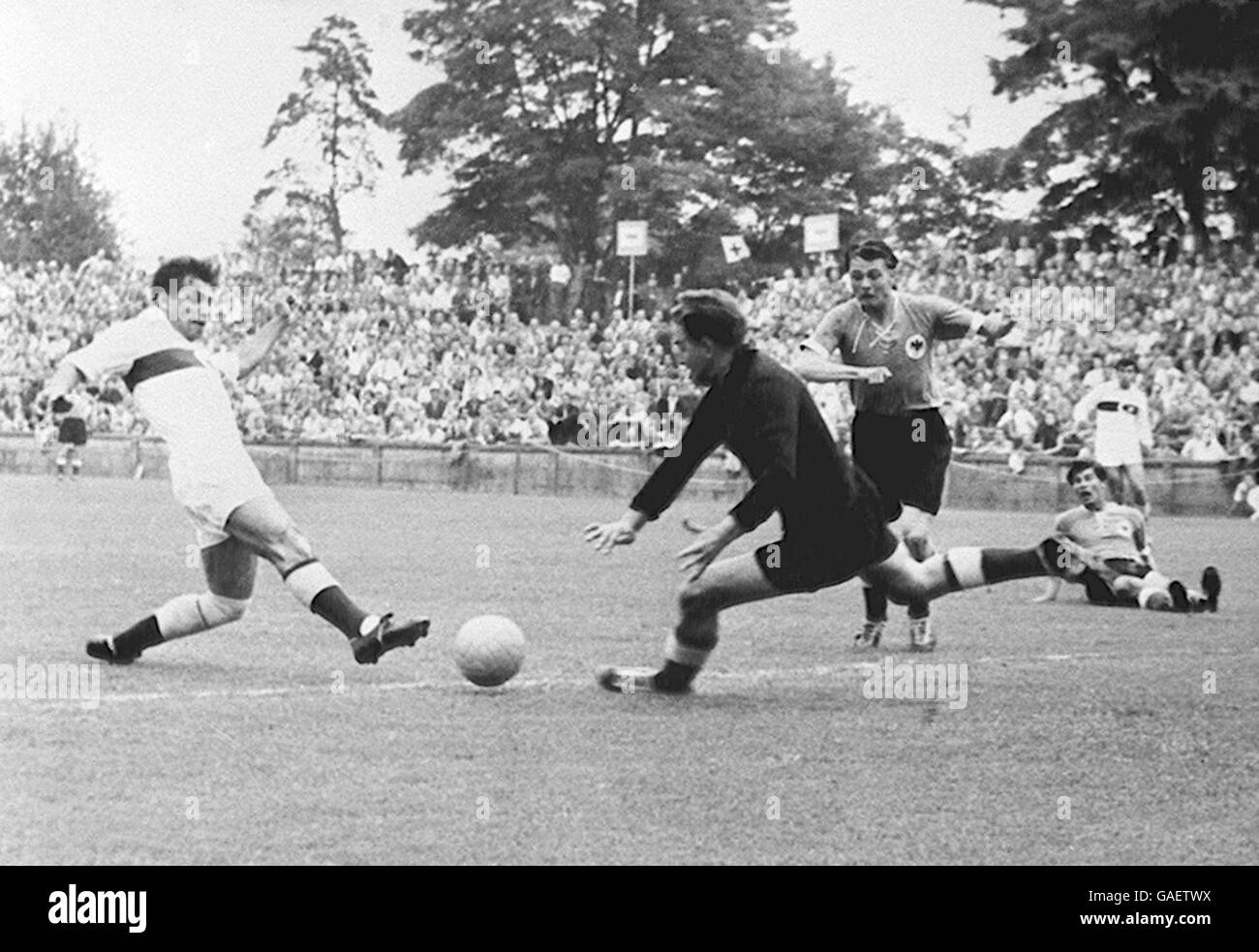 Germany world cup 1954 Black and White Stock Photos & Images - Alamy
