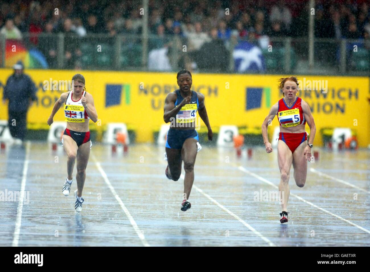 (L-R) Great Britain's Amanda Forrester, USA's Chryste Gaines and Russia ...