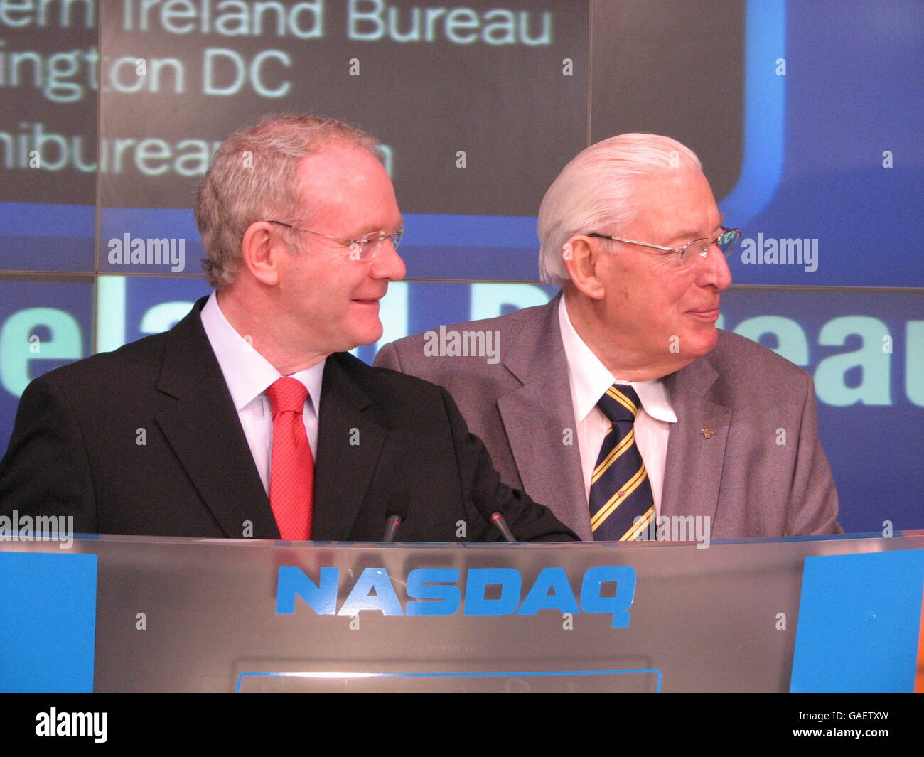 Rev Ian Paisley and Martin McGuinness in the US Stock Photo - Alamy