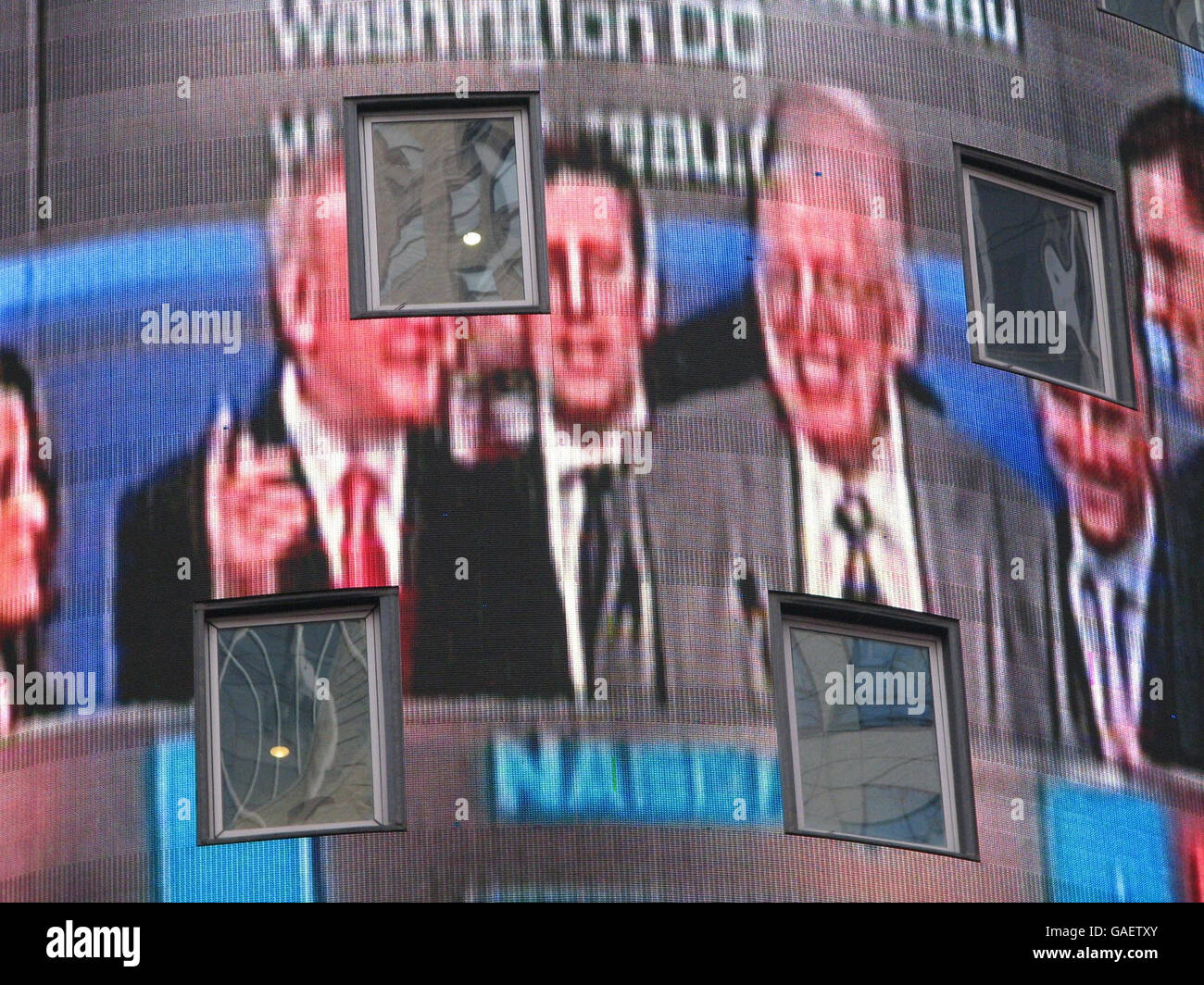 Rev Ian Paisley and Martin McGuinness in the US Stock Photo - Alamy