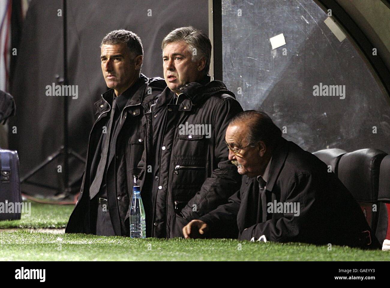 Ac milan manager carlo ancelotti centre hi-res stock photography and ...