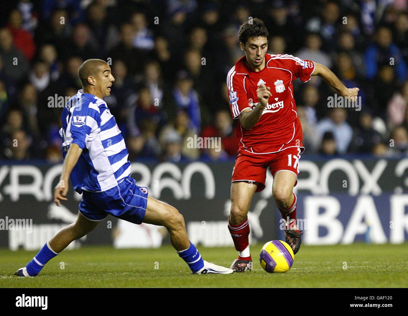 James harper reading hi-res stock photography and images - Alamy