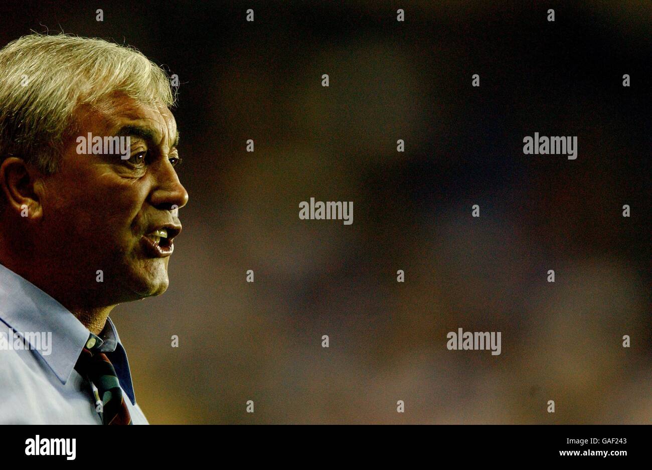 Burnley manager stan ternent hi-res stock photography and images - Alamy