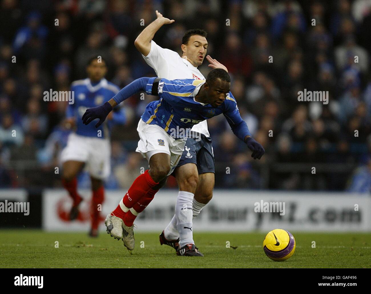 Tottenham hotspurs steed malbranque hi-res stock photography and images ...