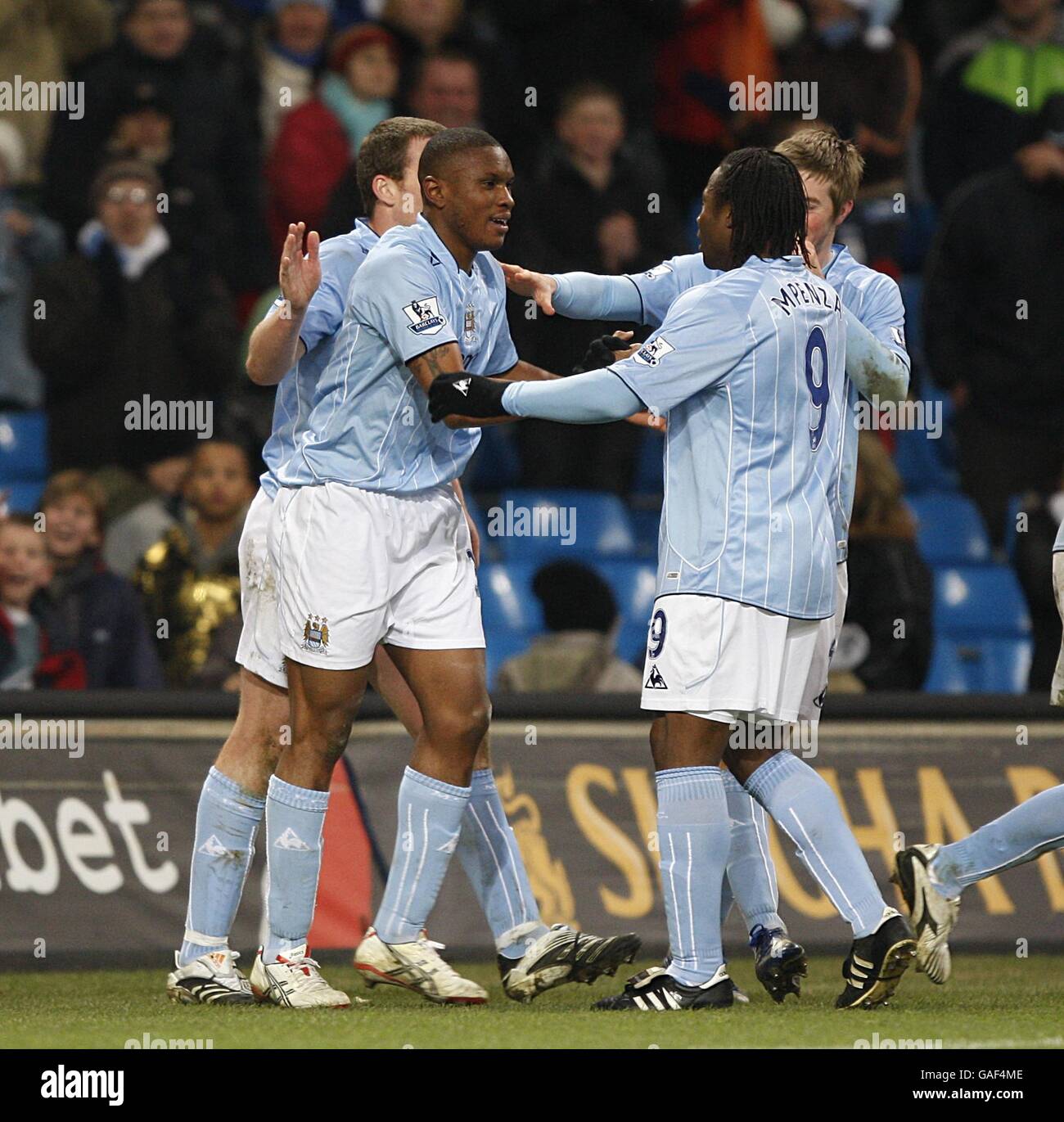 Manchester citys kelvin etuhu hi-res stock photography and images - Alamy