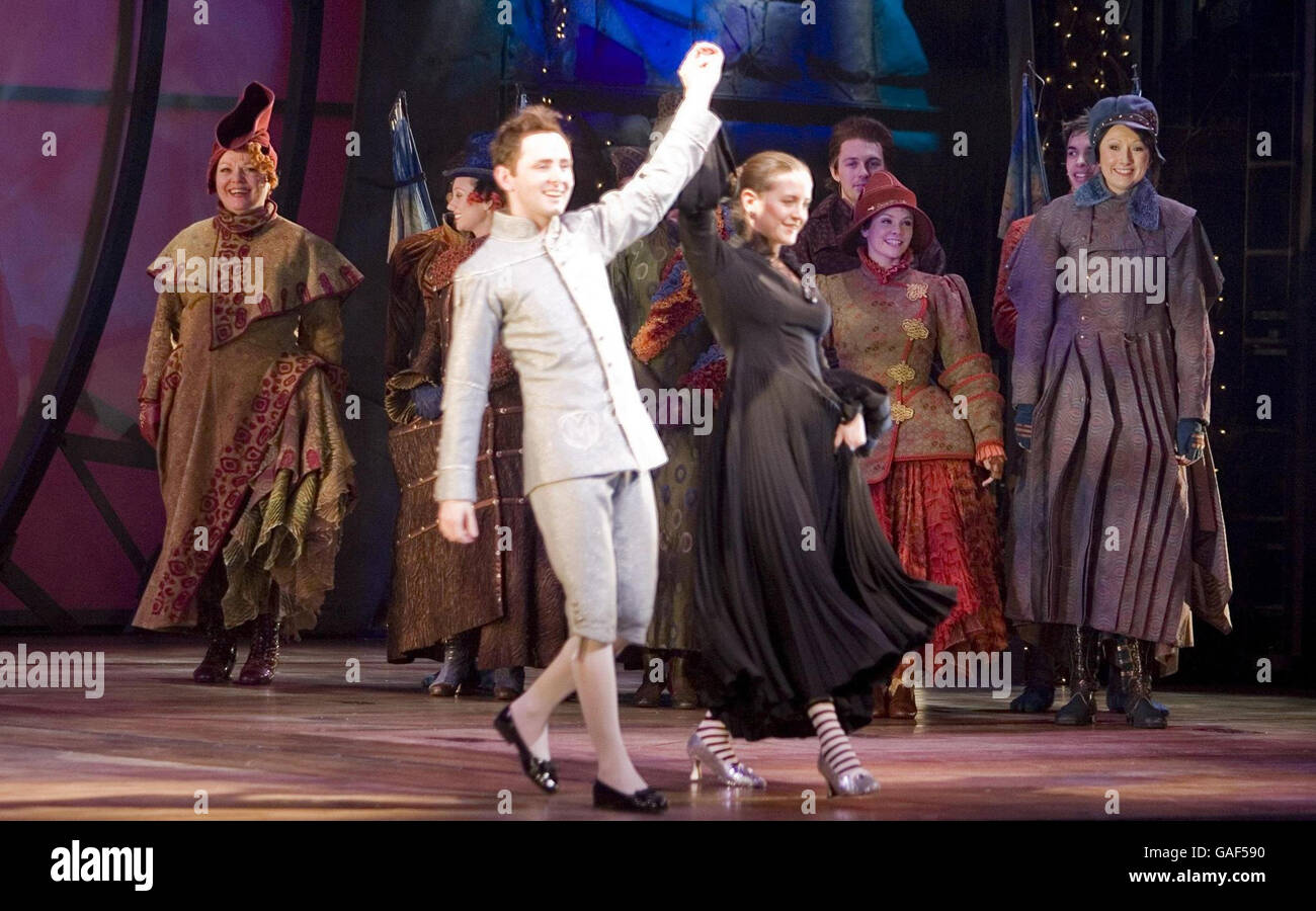 Orange 'Wannabe Wicked' competition winner Louise Henderson, (right ...