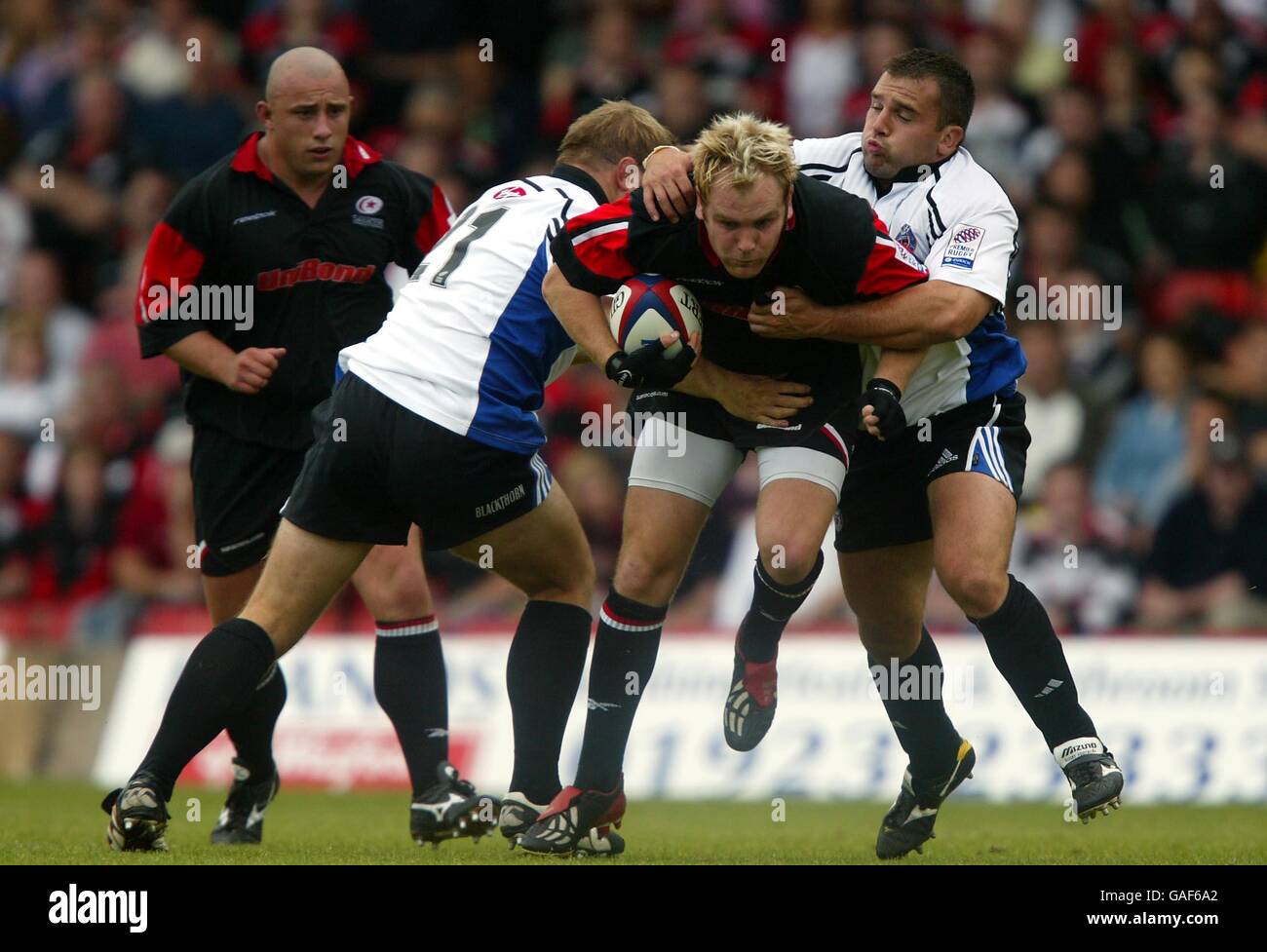 Emp05 action sara v bath hi-res stock photography and images - Alamy