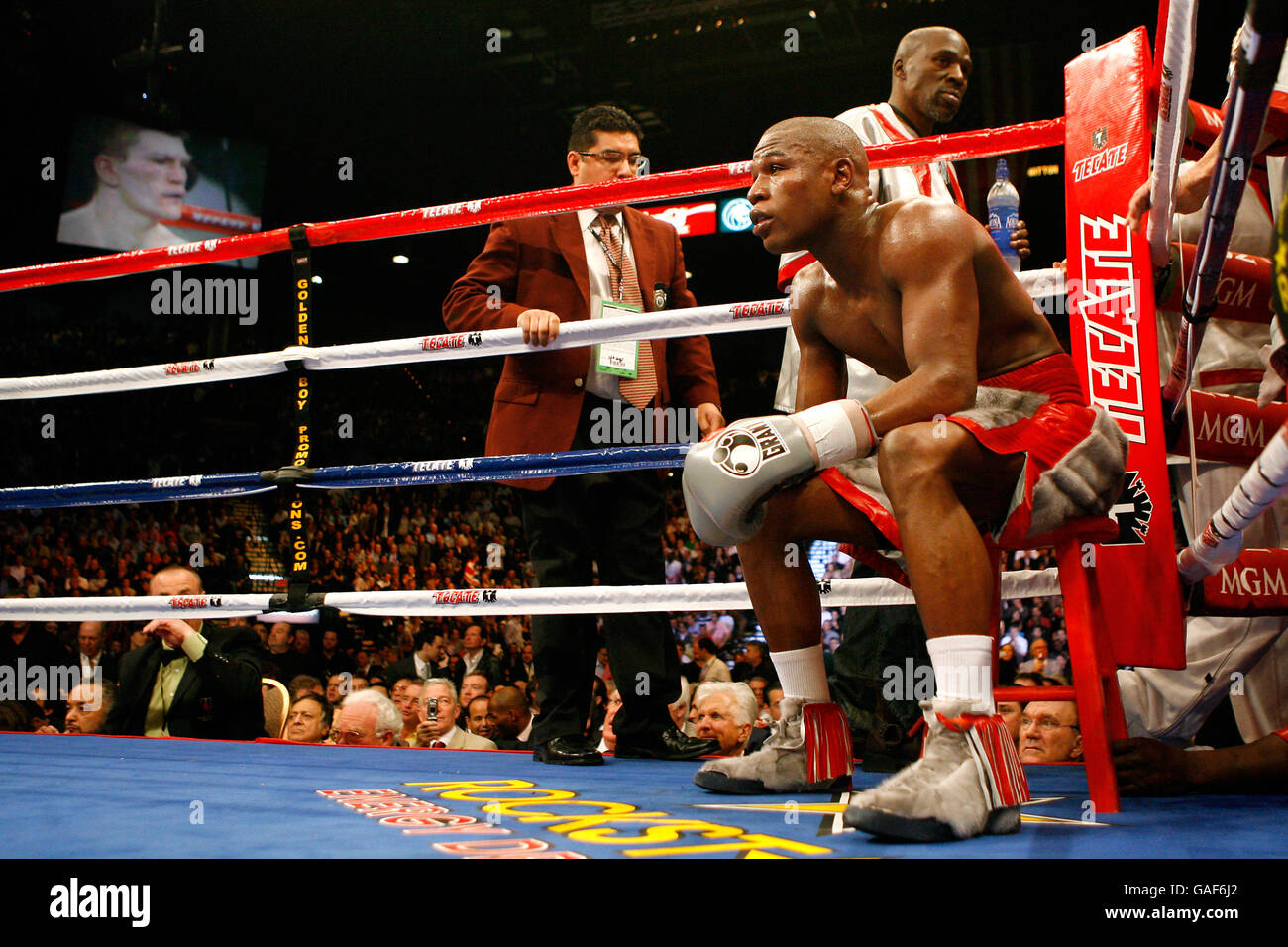 USA's Floyd Mayweather in his corner during the WBC Welterweight Title ...